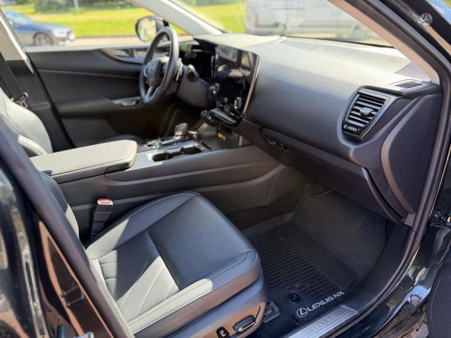 Melns Lexus NX 450h 2024 Viļņa, ar dzinēja tilpumu 2.49 L un nobraukumu 9 tūkst. km par 47800 €, foto 17 vietnē AUTOMOTO.COM.LV