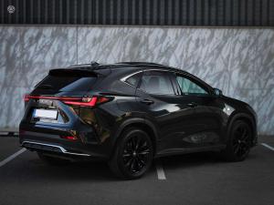 Black Lexus NX 450h 2024 in Kaunas, with an engine capacity of 2.49 L and mileage of 20 thousand km for 58500 €, photo 4 on AUTOMOTO.COM.LV