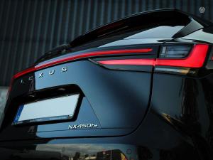 Black Lexus NX 450h 2024 in Kaunas, with an engine capacity of 2.49 L and mileage of 20 thousand km for 58500 €, photo 6 on AUTOMOTO.COM.LV