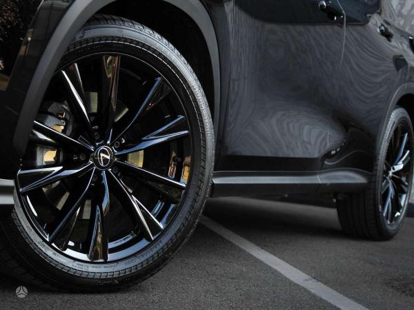 Black Lexus NX 450h 2024 in Kaunas, with an engine capacity of 2.49 L and mileage of 20 thousand km for 58500 €, photo 7 on AUTOMOTO.COM.LV