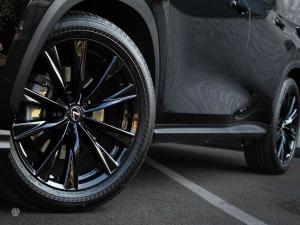 Black Lexus NX 450h 2024 in Kaunas, with an engine capacity of 2.49 L and mileage of 20 thousand km for 58500 €, photo 7 on AUTOMOTO.COM.LV