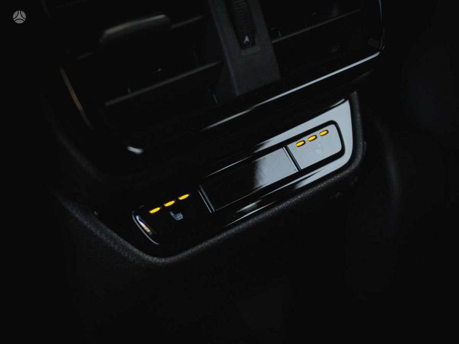 Black Lexus NX 450h 2024 in Kaunas, with an engine capacity of 2.49 L and mileage of 20 thousand km for 58500 €, photo 27 on AUTOMOTO.COM.LV