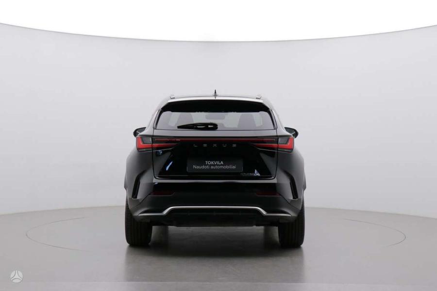 Melns Lexus NX 450h 2024 Viļņa, ar dzinēja tilpumu 2.49 L un nobraukumu 79 tūkst. km par 48900 €, foto 5 vietnē AUTOMOTO.COM.LV