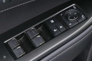 Melns Lexus NX 450h 2024 Viļņa, ar dzinēja tilpumu 2.49 L un nobraukumu 79 tūkst. km par 48900 €, foto 25 vietnē AUTOMOTO.COM.LV