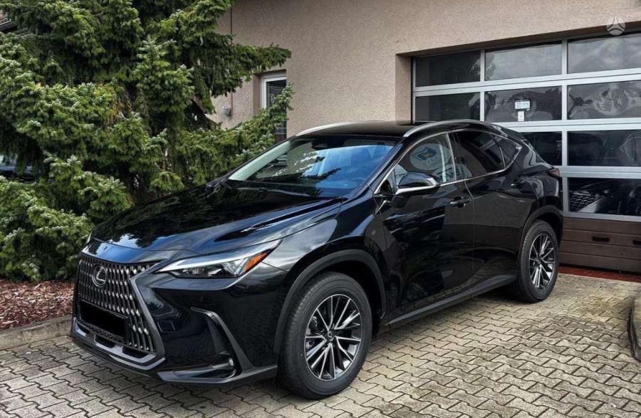 Melns Lexus NX 450h 2025 Viļņa, ar dzinēja tilpumu 2.49 L un nobraukumu 10 tūkst. km par 56500 €, foto 1 vietnē AUTOMOTO.COM.LV