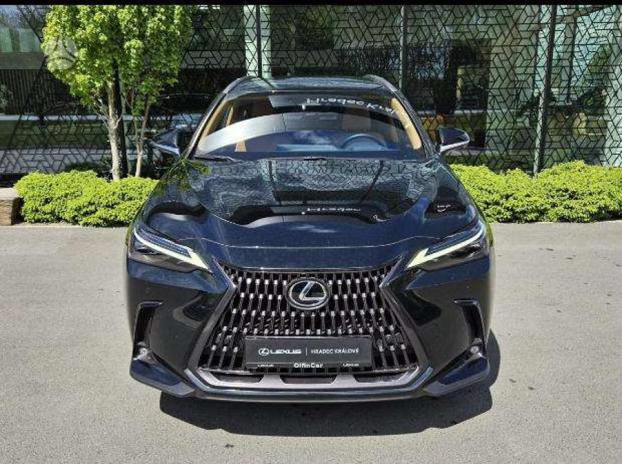 Черный Лексус NX 450h 2025 в Вильнюс, объемом двигателя 2.49 л и пробегом 30 тыс. км за 53900 €, фото 5 на AUTOMOTO.COM.LV