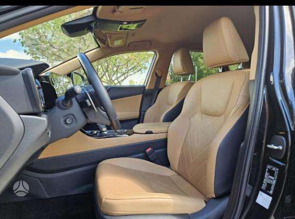 Black Lexus NX 450h 2025 in Vilnius, with an engine capacity of 2.49 L and mileage of 30 thousand km for 53900 €, photo 10 on AUTOMOTO.COM.LV