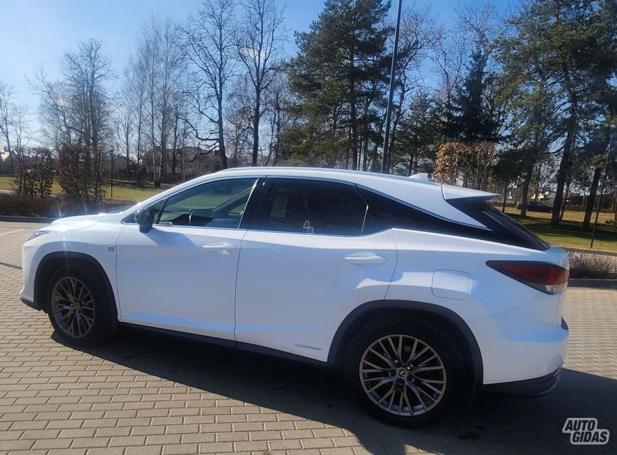 Lexus NX 450h 2020 in Vilnius, with an engine capacity of 2.50 L and mileage of 77 thousand km for 41500 €, photo 10 on AUTOMOTO.COM.LV