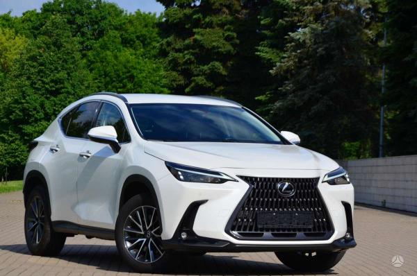 Lexus NX 450h 2022 in Vilnius, with an engine capacity of 2.48 L and mileage of 119 thousand km for 43500 €, photo 3 on AUTOMOTO.COM.LV