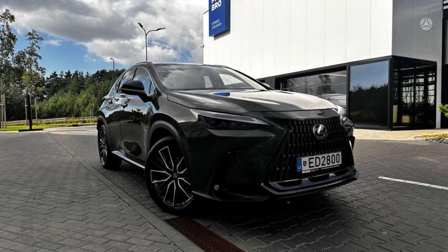 Zaļš Lexus NX 450h 2022 Viļņa, ar dzinēja tilpumu 2.49 L un nobraukumu 118 tūkst. km par 45000 €, foto 3 vietnē AUTOMOTO.COM.LV