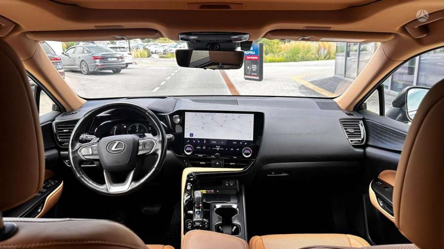 Zaļš Lexus NX 450h 2022 Viļņa, ar dzinēja tilpumu 2.49 L un nobraukumu 118 tūkst. km par 45000 €, foto 7 vietnē AUTOMOTO.COM.LV