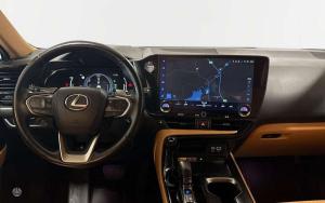 Green Lexus NX 450h 2023 in Vilnius, with an engine capacity of 2.49 L and mileage of 81 thousand km for 49500 €, photo 8 on AUTOMOTO.COM.LV