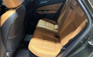 Green Lexus NX 450h 2023 in Vilnius, with an engine capacity of 2.49 L and mileage of 81 thousand km for 49500 €, photo 11 on AUTOMOTO.COM.LV