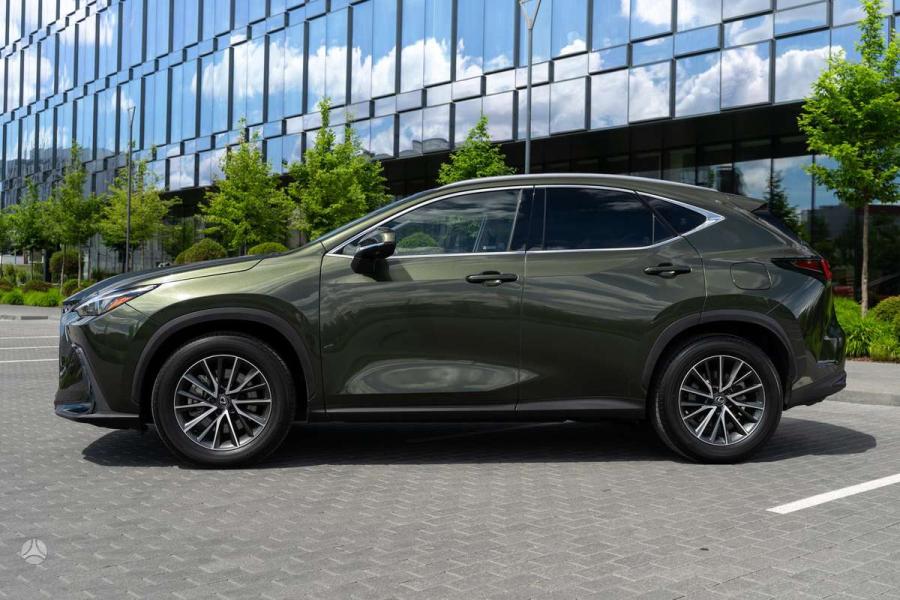 Зеленый Лексус NX 450h 2025 в Вильнюс, объемом двигателя 2.49 л и пробегом 11 тыс. км за 53999 €, фото 3 на AUTOMOTO.COM.LV