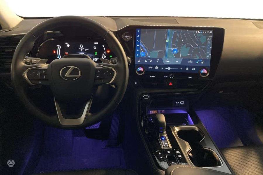 Zaļš Lexus NX 450h 2026 Viļņa, ar dzinēja tilpumu 2.49 L un nobraukumu 8 tūkst. km par 62900 €, foto 15 vietnē AUTOMOTO.COM.LV