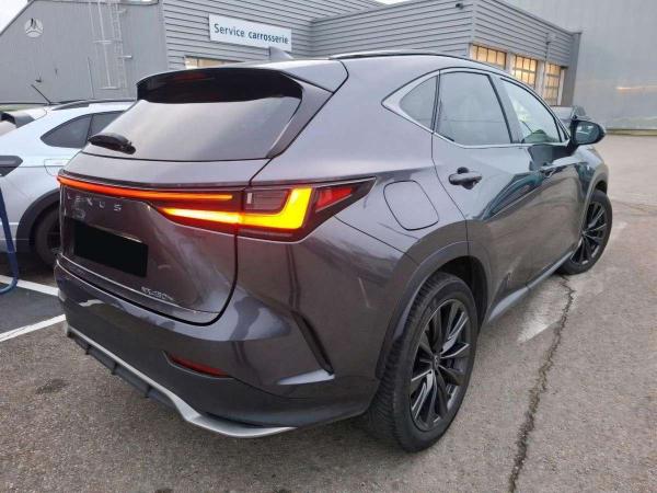 Pelēks Lexus NX 450h 2022 Viļņa, ar dzinēja tilpumu 2.50 L un nobraukumu 70 tūkst. km par 48690 €, foto 3 vietnē AUTOMOTO.COM.LV