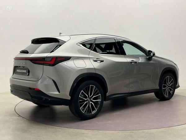 Grey Lexus NX 450h 2022 in Panevezys, with an engine capacity of 2.49 L and mileage of 50 thousand km for 48990 €, photo 8 on AUTOMOTO.COM.LV