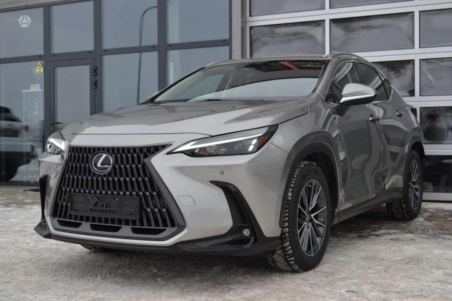 Grey Lexus NX 450h 2022 in Vilnius, with an engine capacity of 2.49 L and mileage of 123 thousand km for 43000 €, photo 2 on AUTOMOTO.COM.LV