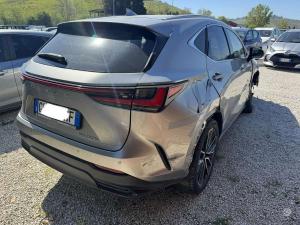 Серый Лексус NX 450h 2022 в Вильнюс, объемом двигателя 0.00 л и пробегом 140 тыс. км за 18600 €, фото 7 на AUTOMOTO.COM.LV
