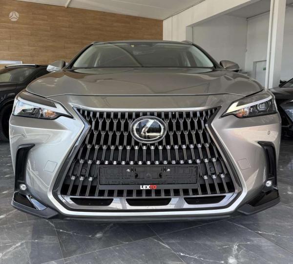 Pelēks Lexus NX 450h 2022 Panevēža, ar dzinēja tilpumu 2.50 L un nobraukumu 103 tūkst. km par 38900 €, foto 5 vietnē AUTOMOTO.COM.LV