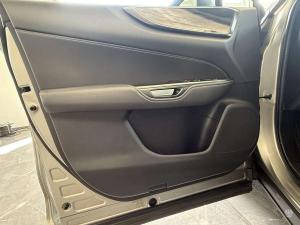 Pelēks Lexus NX 450h 2022 Panevēža, ar dzinēja tilpumu 2.50 L un nobraukumu 103 tūkst. km par 38900 €, foto 31 vietnē AUTOMOTO.COM.LV