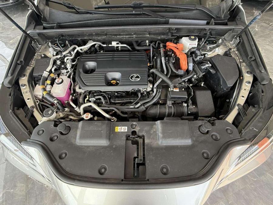 Pelēks Lexus NX 450h 2022 Panevēža, ar dzinēja tilpumu 2.50 L un nobraukumu 103 tūkst. km par 38900 €, foto 32 vietnē AUTOMOTO.COM.LV