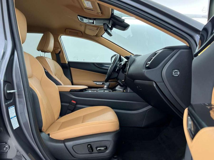 Pelēks Lexus NX 450h 2022 Viļņa, ar dzinēja tilpumu 2.49 L un nobraukumu 83 tūkst. km par 47900 €, foto 7 vietnē AUTOMOTO.COM.LV