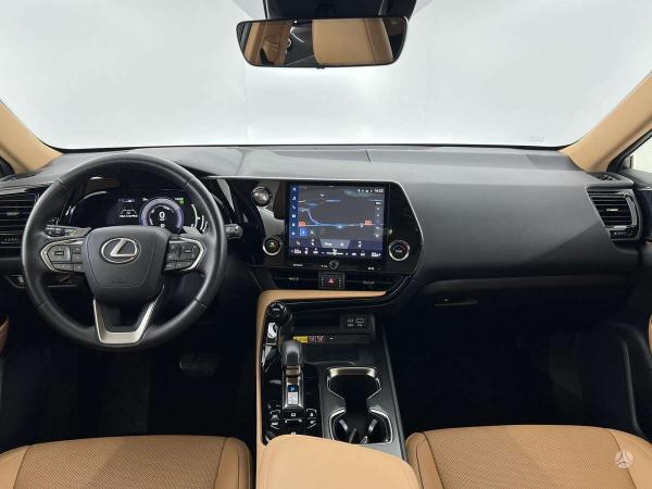 Pelēks Lexus NX 450h 2022 Viļņa, ar dzinēja tilpumu 2.49 L un nobraukumu 83 tūkst. km par 47900 €, foto 8 vietnē AUTOMOTO.COM.LV
