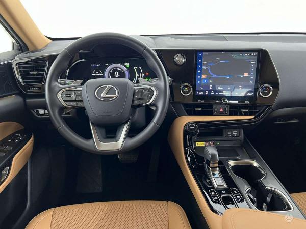 Pelēks Lexus NX 450h 2022 Viļņa, ar dzinēja tilpumu 2.49 L un nobraukumu 83 tūkst. km par 47900 €, foto 9 vietnē AUTOMOTO.COM.LV