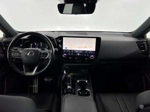 Серый Лексус NX 450h 2022 в Вильнюс, объемом двигателя 2.49 л и пробегом 85 тыс. км за 49900 €, фото 9 на AUTOMOTO.COM.LV