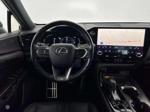 Серый Лексус NX 450h 2022 в Вильнюс, объемом двигателя 2.49 л и пробегом 85 тыс. км за 49900 €, фото 10 на AUTOMOTO.COM.LV