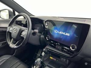 Серый Лексус NX 450h 2022 в Вильнюс, объемом двигателя 2.49 л и пробегом 85 тыс. км за 49900 €, фото 15 на AUTOMOTO.COM.LV