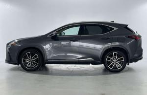 Grey Lexus NX 450h 2022 in Vilnius, with an engine capacity of 2.49 L and mileage of 98 thousand km for 49900 €, photo 7 on AUTOMOTO.COM.LV