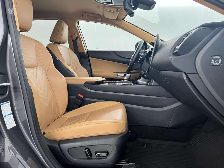 Grey Lexus NX 450h 2022 in Vilnius, with an engine capacity of 2.49 L and mileage of 98 thousand km for 49900 €, photo 12 on AUTOMOTO.COM.LV