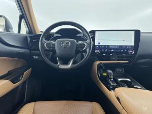 Grey Lexus NX 450h 2022 in Vilnius, with an engine capacity of 2.49 L and mileage of 98 thousand km for 49900 €, photo 18 on AUTOMOTO.COM.LV