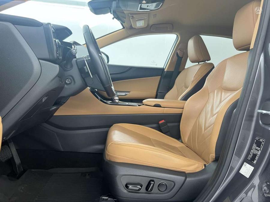 Grey Lexus NX 450h 2022 in Vilnius, with an engine capacity of 2.49 L and mileage of 98 thousand km for 49900 €, photo 23 on AUTOMOTO.COM.LV