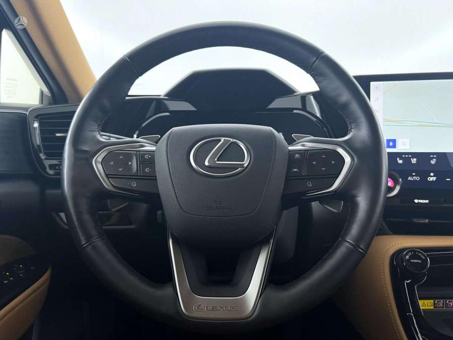 Grey Lexus NX 450h 2022 in Vilnius, with an engine capacity of 2.49 L and mileage of 98 thousand km for 49900 €, photo 25 on AUTOMOTO.COM.LV