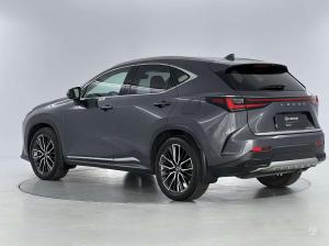 Grey Lexus NX 450h 2022 in Vilnius, with an engine capacity of 2.49 L and mileage of 98 thousand km for 49900 €, photo 34 on AUTOMOTO.COM.LV
