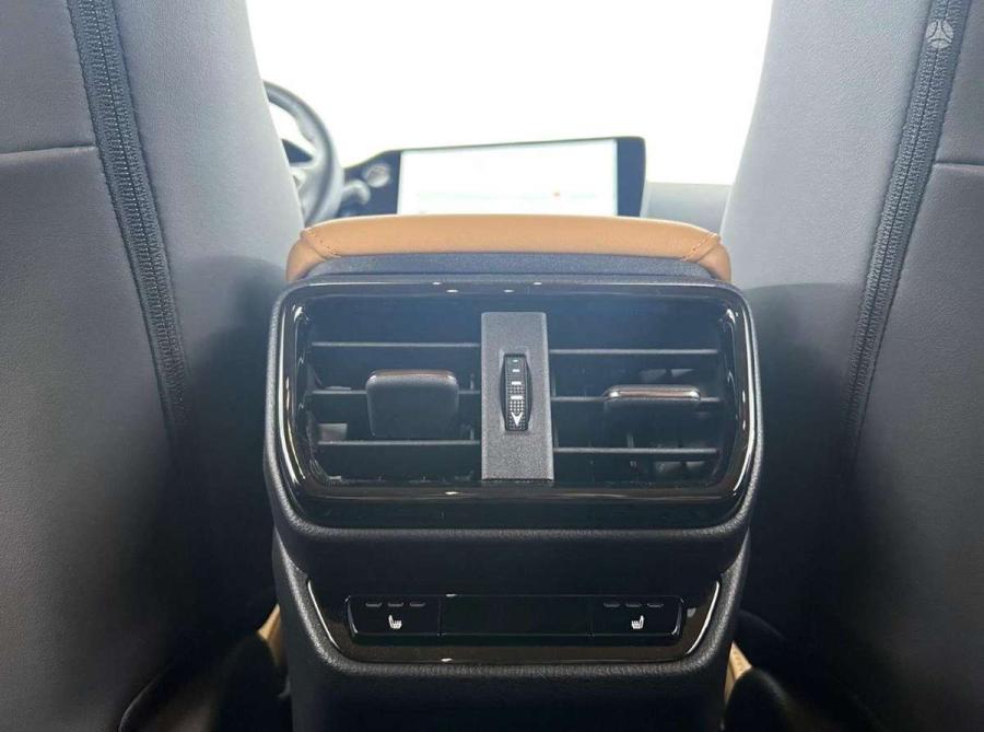 Grey Lexus NX 450h 2022 in Vilnius, with an engine capacity of 2.49 L and mileage of 98 thousand km for 49900 €, photo 40 on AUTOMOTO.COM.LV