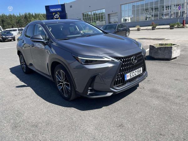 Pelēks Lexus NX 450h 2022 Klaipėda, ar dzinēja tilpumu 2.49 L un nobraukumu 77 tūkst. km par 48700 €, foto 1 vietnē AUTOMOTO.COM.LV