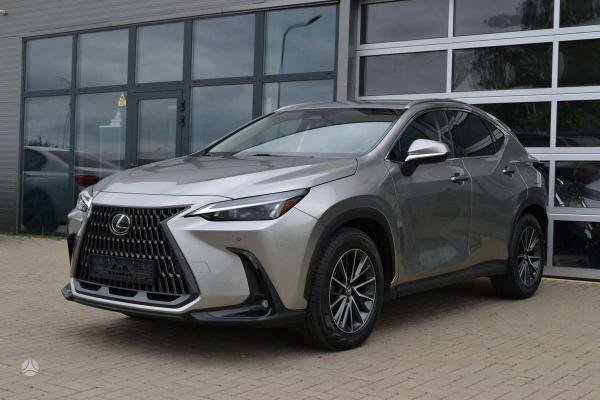 Серый Лексус NX 450h 2022 в Вильнюс, объемом двигателя 2.49 л и пробегом 124 тыс. км за 43000 €, фото 2 на AUTOMOTO.COM.LV
