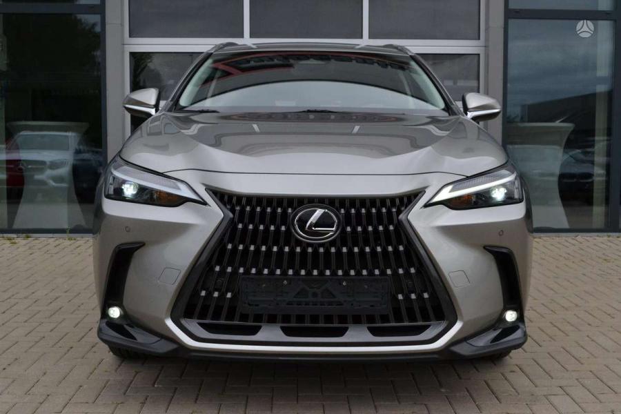 Grey Lexus NX 450h 2022 in Vilnius, with an engine capacity of 2.49 L and mileage of 124 thousand km for 43000 €, photo 5 on AUTOMOTO.COM.LV