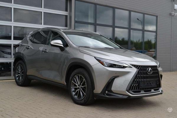 Серый Лексус NX 450h 2022 в Вильнюс, объемом двигателя 2.49 л и пробегом 124 тыс. км за 43000 €, фото 5 на AUTOMOTO.COM.LV