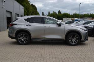 Grey Lexus NX 450h 2022 in Vilnius, with an engine capacity of 2.49 L and mileage of 124 thousand km for 43000 €, photo 8 on AUTOMOTO.COM.LV