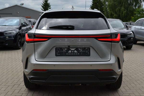 Серый Лексус NX 450h 2022 в Вильнюс, объемом двигателя 2.49 л и пробегом 124 тыс. км за 43000 €, фото 10 на AUTOMOTO.COM.LV