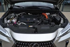 Grey Lexus NX 450h 2022 in Vilnius, with an engine capacity of 2.49 L and mileage of 124 thousand km for 43000 €, photo 16 on AUTOMOTO.COM.LV