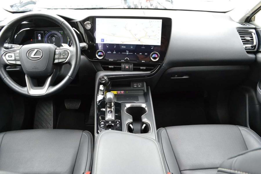 Grey Lexus NX 450h 2022 in Vilnius, with an engine capacity of 2.49 L and mileage of 124 thousand km for 43000 €, photo 44 on AUTOMOTO.COM.LV