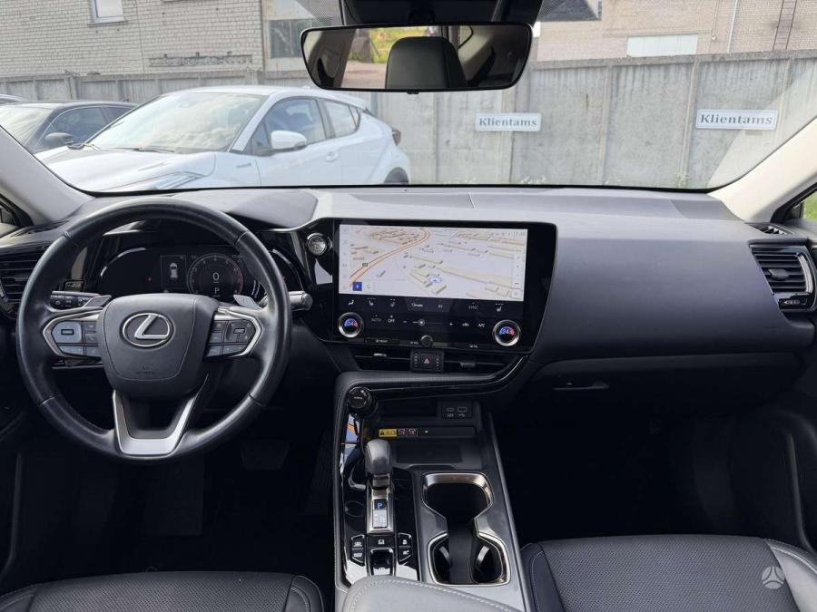 Серый Лексус NX 450h 2022 в Вильнюс, объемом двигателя 2.50 л и пробегом 78 тыс. км за 38500 €, фото 20 на AUTOMOTO.COM.LV