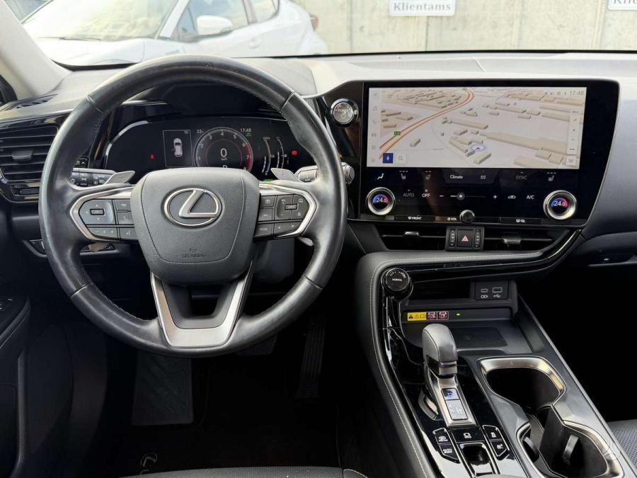 Серый Лексус NX 450h 2022 в Вильнюс, объемом двигателя 2.50 л и пробегом 78 тыс. км за 38500 €, фото 21 на AUTOMOTO.COM.LV