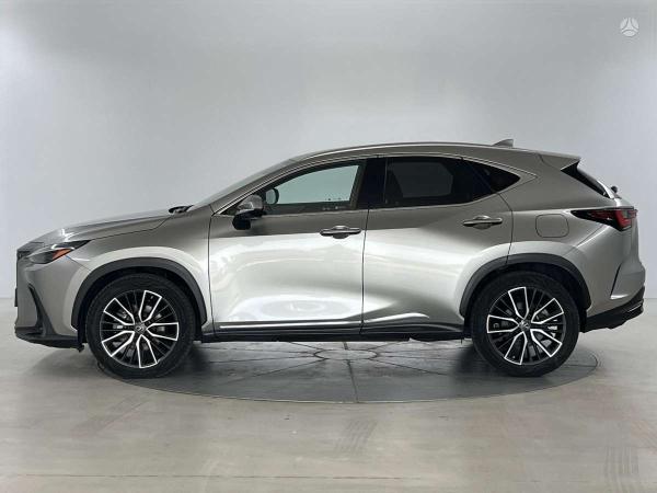 Pelēks Lexus NX 450h 2022 Viļņa, ar dzinēja tilpumu 2.49 L un nobraukumu 74 tūkst. km par 49000 €, foto 3 vietnē AUTOMOTO.COM.LV